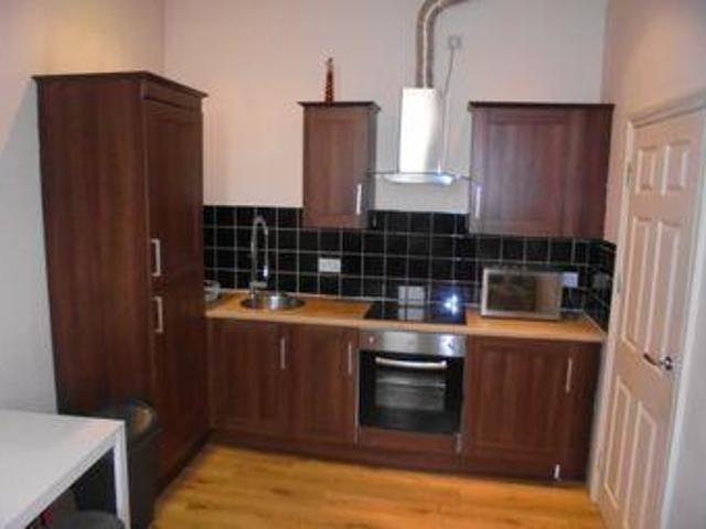 2 Bedrooms Flat for rent in The Royal Oak Apartments, 29A Kirkgate, Leeds LS2