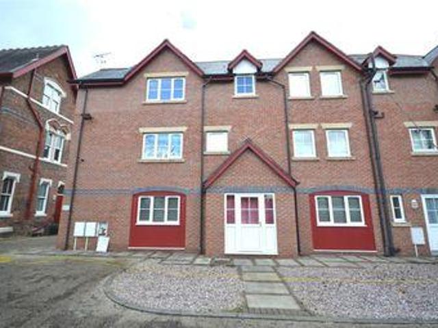 2 Bedrooms Flat for rent in The Stables, Orchard Lane, Leigh WN7