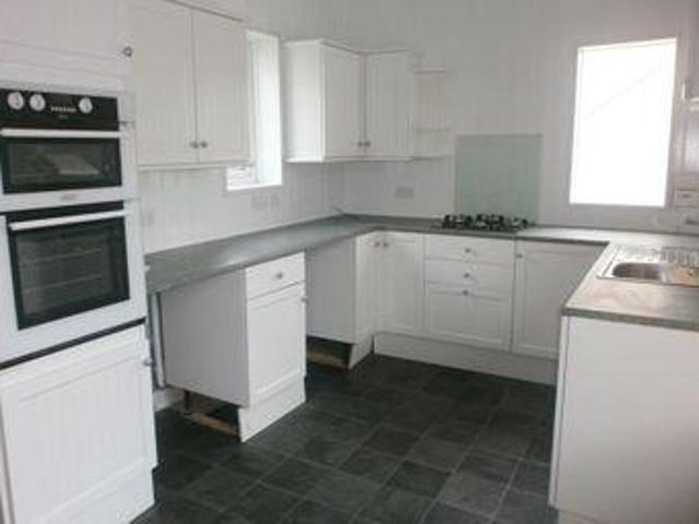 2 Bedrooms Flat for rent in The Sovereign Centre, High Street, Weston Super Mare BS23