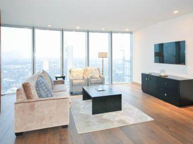 2 Bedrooms Flat for rent in The Tower, One St. George Wharf, Nine Elms, London SW8