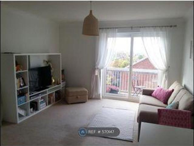 2 Bedrooms Flat for rent in Theresa´s Walk, South Croydon CR2