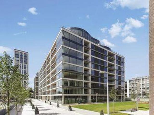 2 Bedrooms Flat for rent in Thomas Earle House, Kensington High Street, London W14