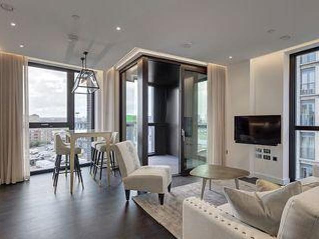 2 Bedrooms Flat for rent in Thornes House, Nine Elms, London SW11