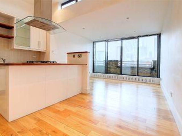 2 Bedrooms Flat for rent in Thrawl Street, London E1