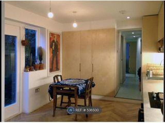2 Bedrooms Flat for rent in Trafalgar Street, London SE17
