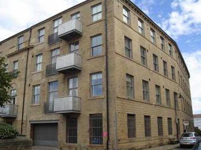 2 Bedrooms Flat for rent in Treadwell Mill, Upper Park Gate, Bradford BD1