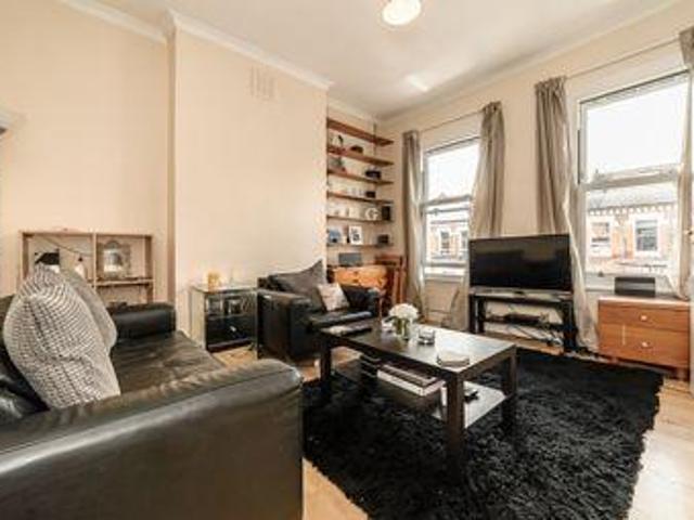 2 Bedrooms Flat for rent in Tremadoc Road, London SW4