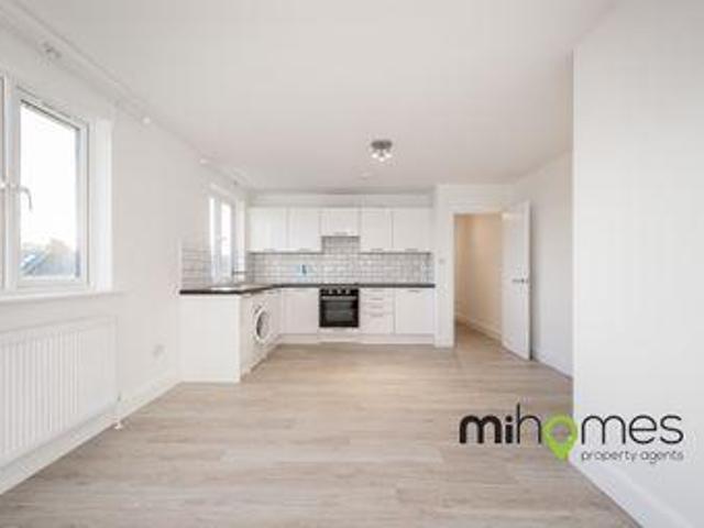 2 Bedrooms Flat for rent in Trinity Road, London N22