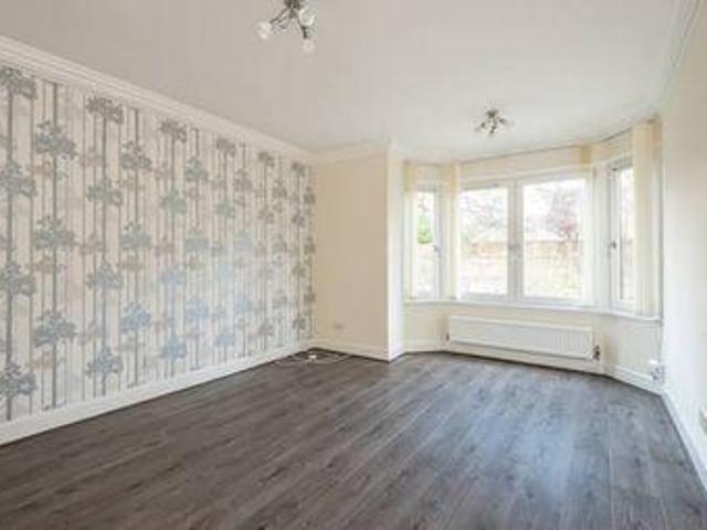 2 Bedrooms Flat for rent in Trinity Road, Trinity, Edinburgh EH5