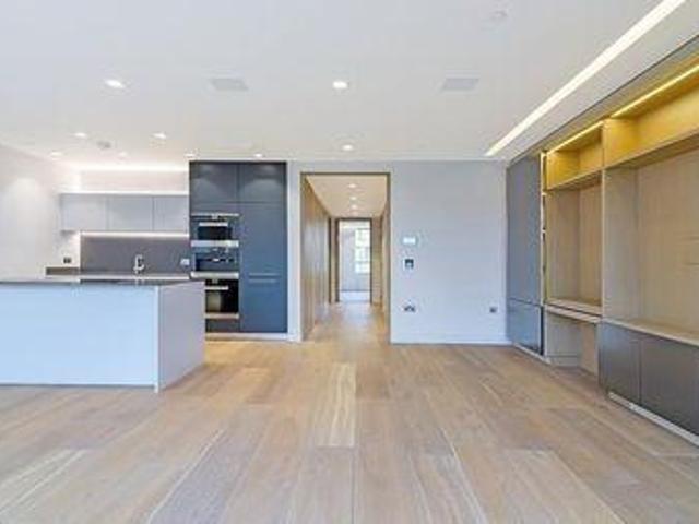 2 Bedrooms Flat for rent in Tudor House, One Tower Bridge, Duchess Walk SE1