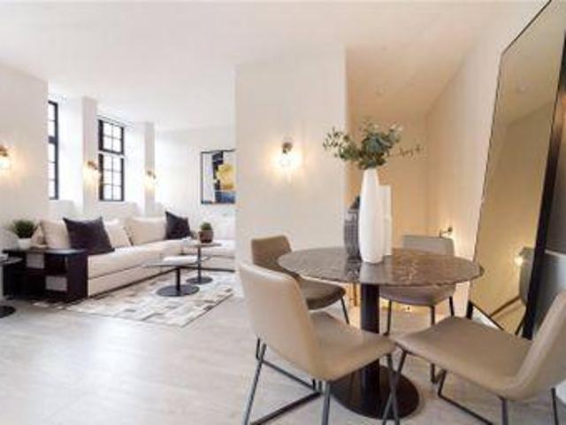 2 Bedrooms Flat for rent in Turner Street, London E1