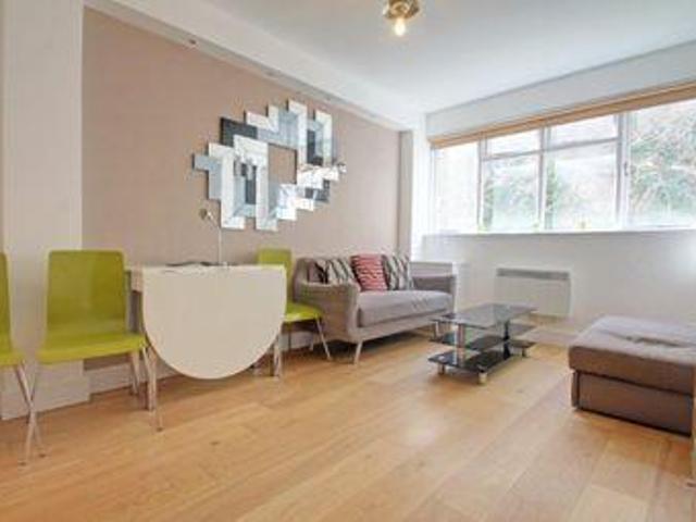2 Bedrooms Flat for rent in Turner Street, Shoreditch E1