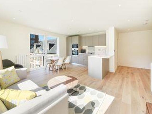 2 Bedrooms Flat for rent in Tyger House, Royal Arsenal Riverside, Woolwich SE18