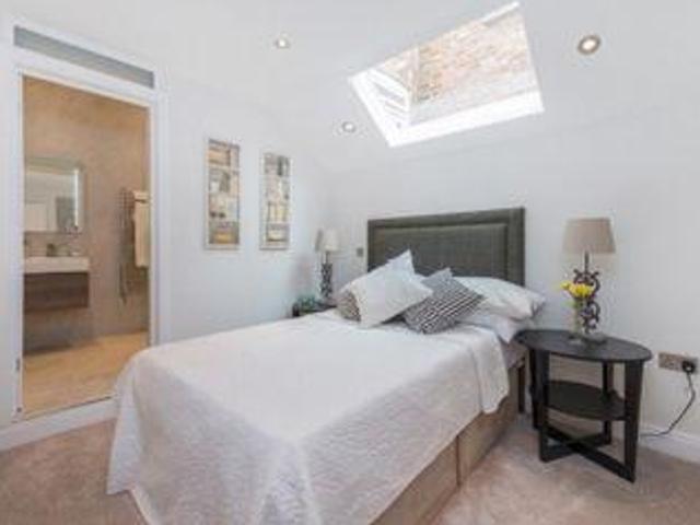 2 Bedrooms Flat for rent in Tynemouth Street, London SW6