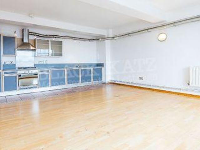 2 Bedrooms Flat for rent in Tyssen Street, London E8
