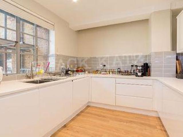 2 Bedrooms Flat for rent in Tyssen Street, London E8