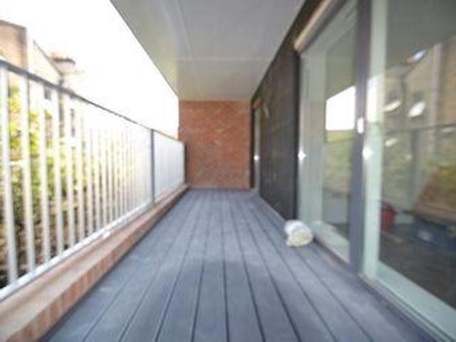2 Bedrooms Flat for rent in Umberston Street, Aldgate East E1