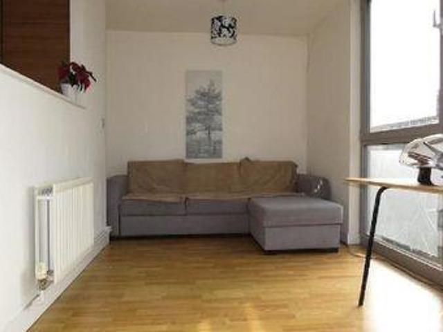 2 Bedrooms Flat for rent in Umberston Street, London E1