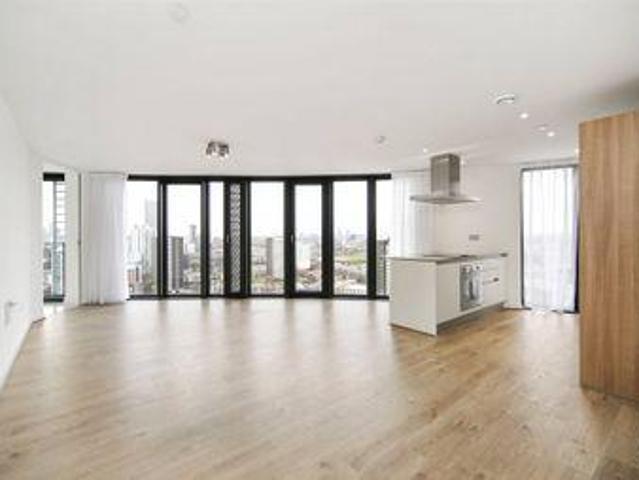 2 Bedrooms Flat for rent in Unex Tower, Station Street, London E15
