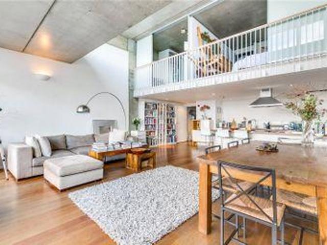2 Bedrooms Flat for rent in Union Wharf, 23 Wenlock Road, London N1