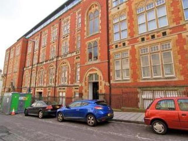 2 Bedrooms Flat for rent in Unity Street, Bristol BS1
