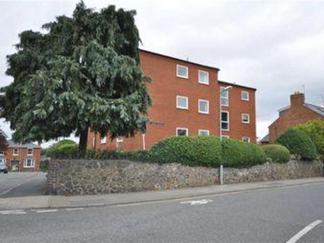 2 Bedrooms Flat for rent in Upper Chase Road, Malvern WR14
