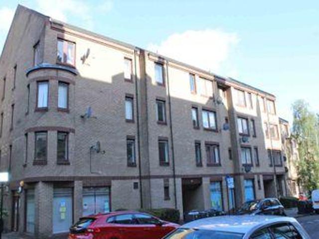 2 Bedrooms Flat for rent in Upper Craigs, Stirling FK8