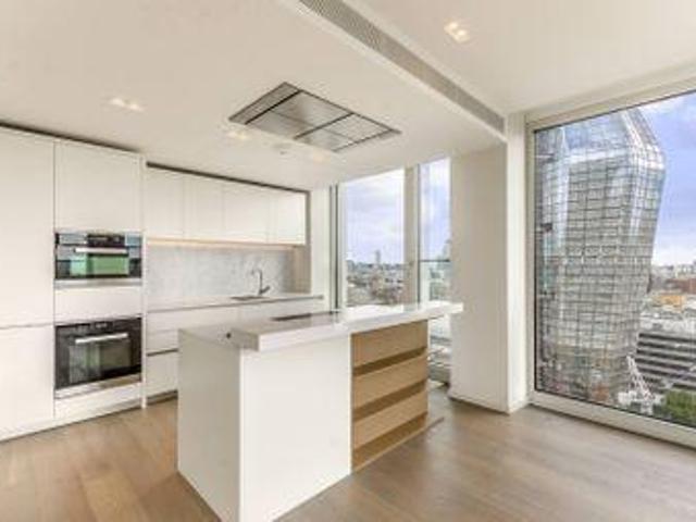 2 Bedrooms Flat for rent in Upper Ground, South Bank SE1