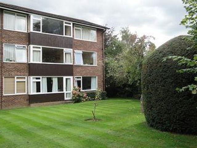 2 Bedrooms Flat for rent in Upper Edgeborough Road, Guildford GU1