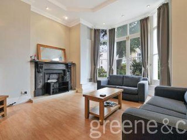 2 Bedrooms Flat for rent in Upper Park Road, Belsize Park, London NW3