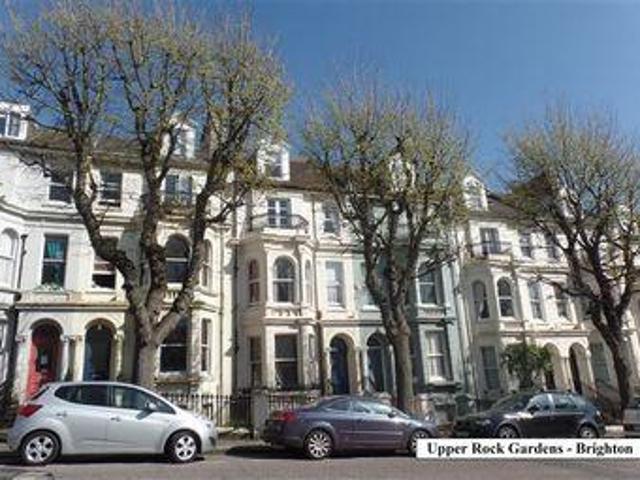 2 Bedrooms Flat for rent in Upper Rock Gardens, Brighton BN2