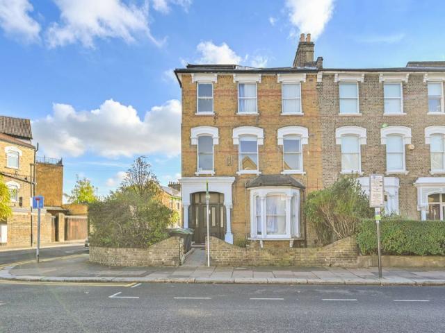 2 Bedrooms Flat for Rent in Upper Tollington Park | Foxtons
