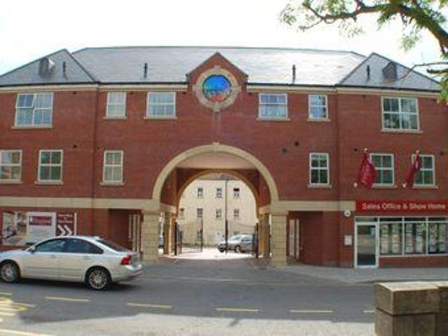 2 Bedrooms Flat for rent in Ushers Court, Trowbridge BA14