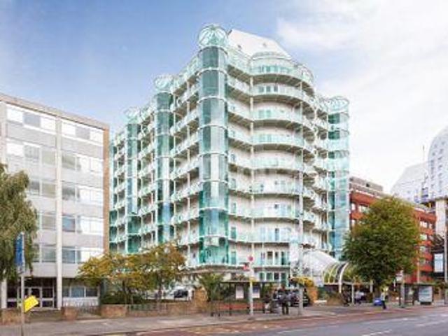 2 Bedrooms Flat for rent in Uxbridge Road, Ealing, London. W5