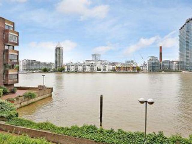 2 Bedrooms Flat for rent in Valiant House, Vicarage Crescent, Battersea SW11