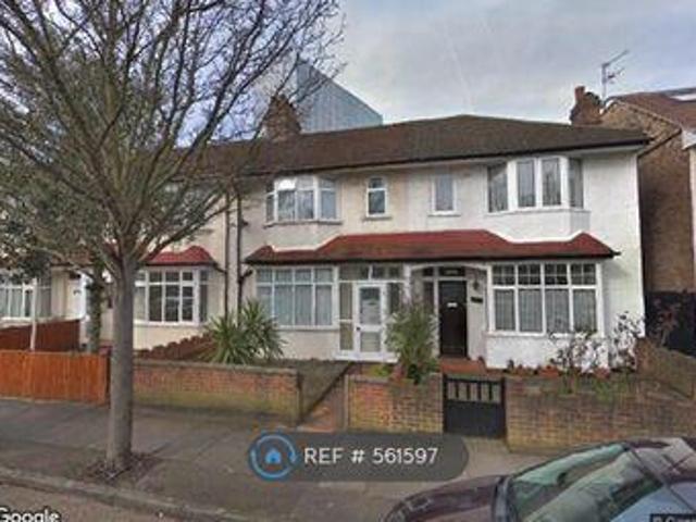2 Bedrooms Flat for rent in Valley Gardens, London SW19