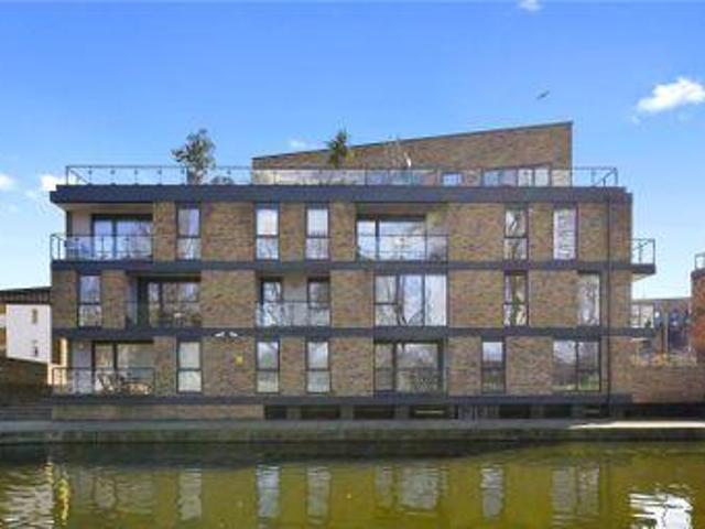 2 Bedrooms Flat for rent in Vermilion Apartments, 16 Gunmakers Lane, London E3