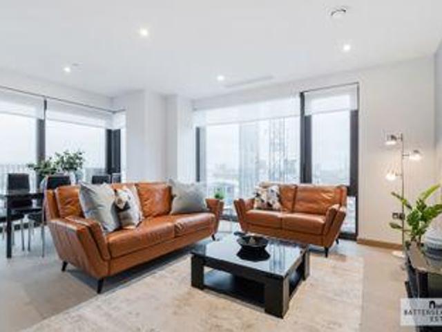 2 Bedrooms Flat for rent in Viaduct Gardens, London SW11
