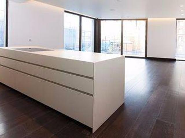 2 Bedrooms Flat for rent in Victoria Street, Westminster, London SW1E