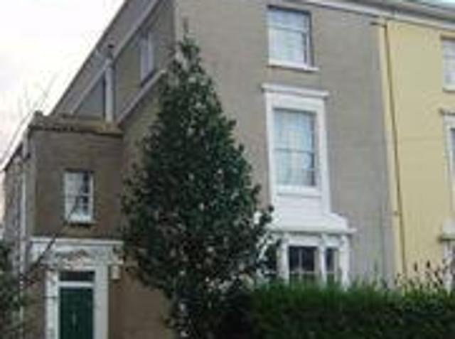 2 Bedrooms Flat for rent in Victoria Walk, Cotham BS6