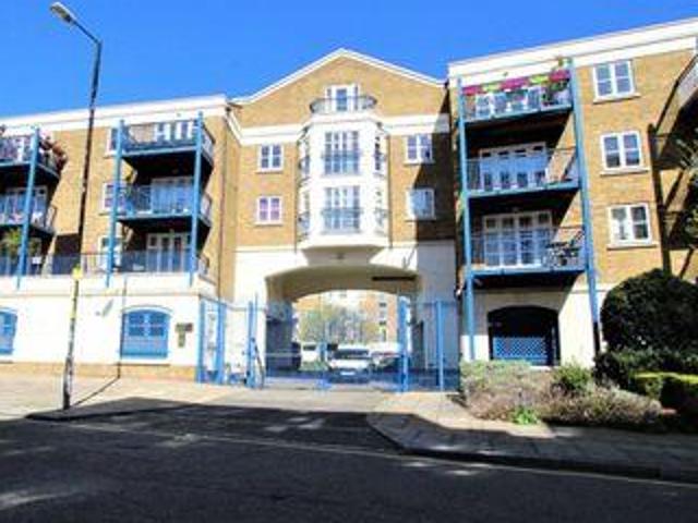 2 Bedrooms Flat for rent in Victory Place, London E14
