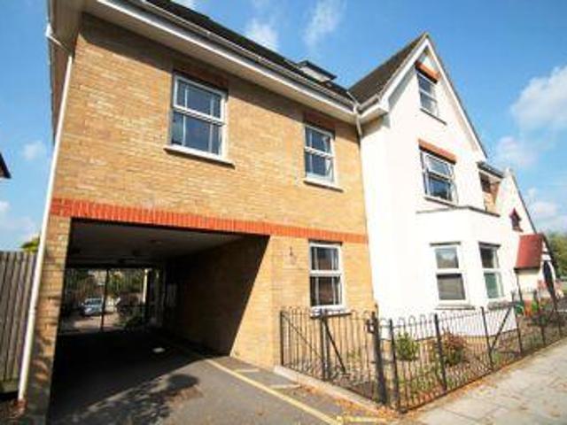 2 Bedrooms Flat for rent in Villiers Road, Kingston Upon Thames KT1