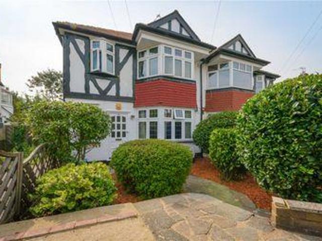 2 Bedrooms Flat for rent in Vincent Gardens, London NW2