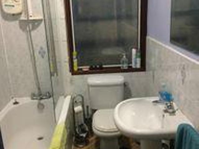 2 Bedrooms Flat for rent in Violet Road, Bow E3