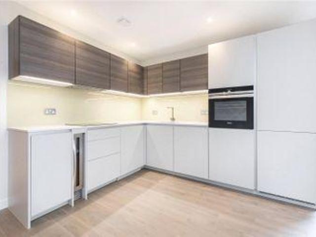 2 Bedrooms Flat for rent in Viridium Apartments, 264 270 Finchley Road, Hampstead, London NW3