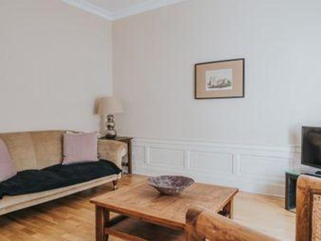 2 Bedrooms Flat for rent in Young Street, Edinburgh EH2