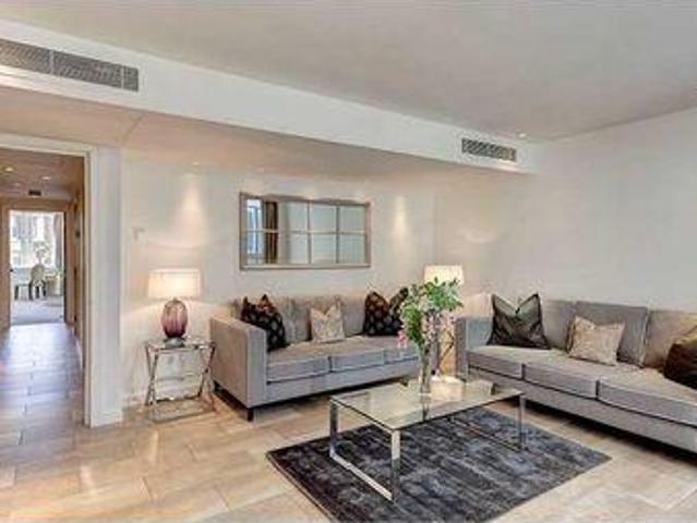2 Bedrooms Flat for rent in Young Street, Imperial House, London W8