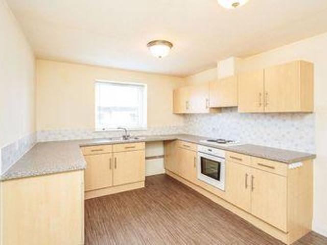 2 Bedrooms Flat for rent in Yorkshire Street, Blackpool FY1