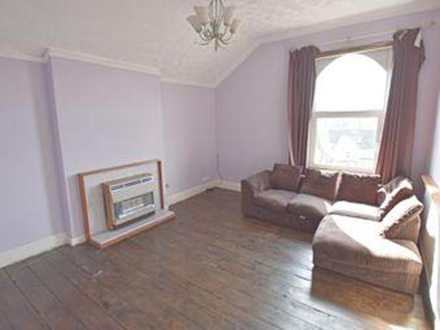 2 Bedrooms Flat for rent in Zulla Road, Nottingham NG3