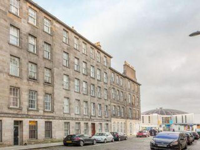 2 Bedrooms Flat for sale in 10/7 Brighton Street, Potterrow EH1